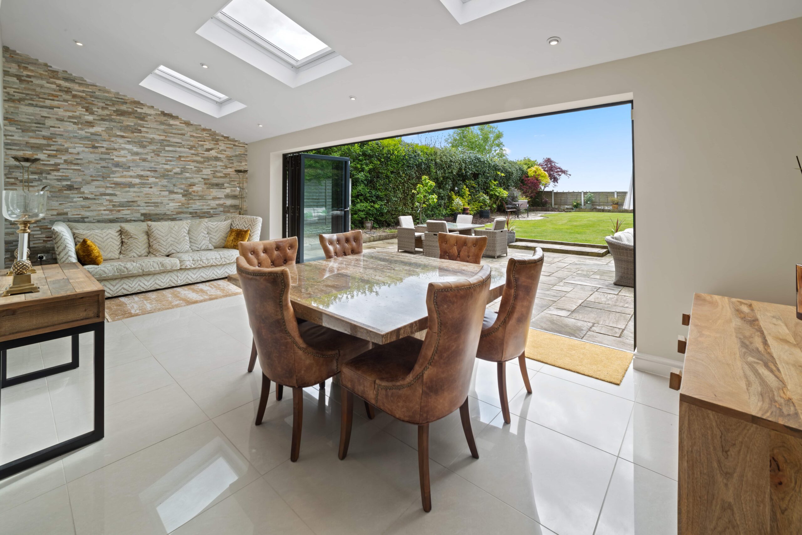 The Definitive Guide to Staging your Property for Property Photography ...