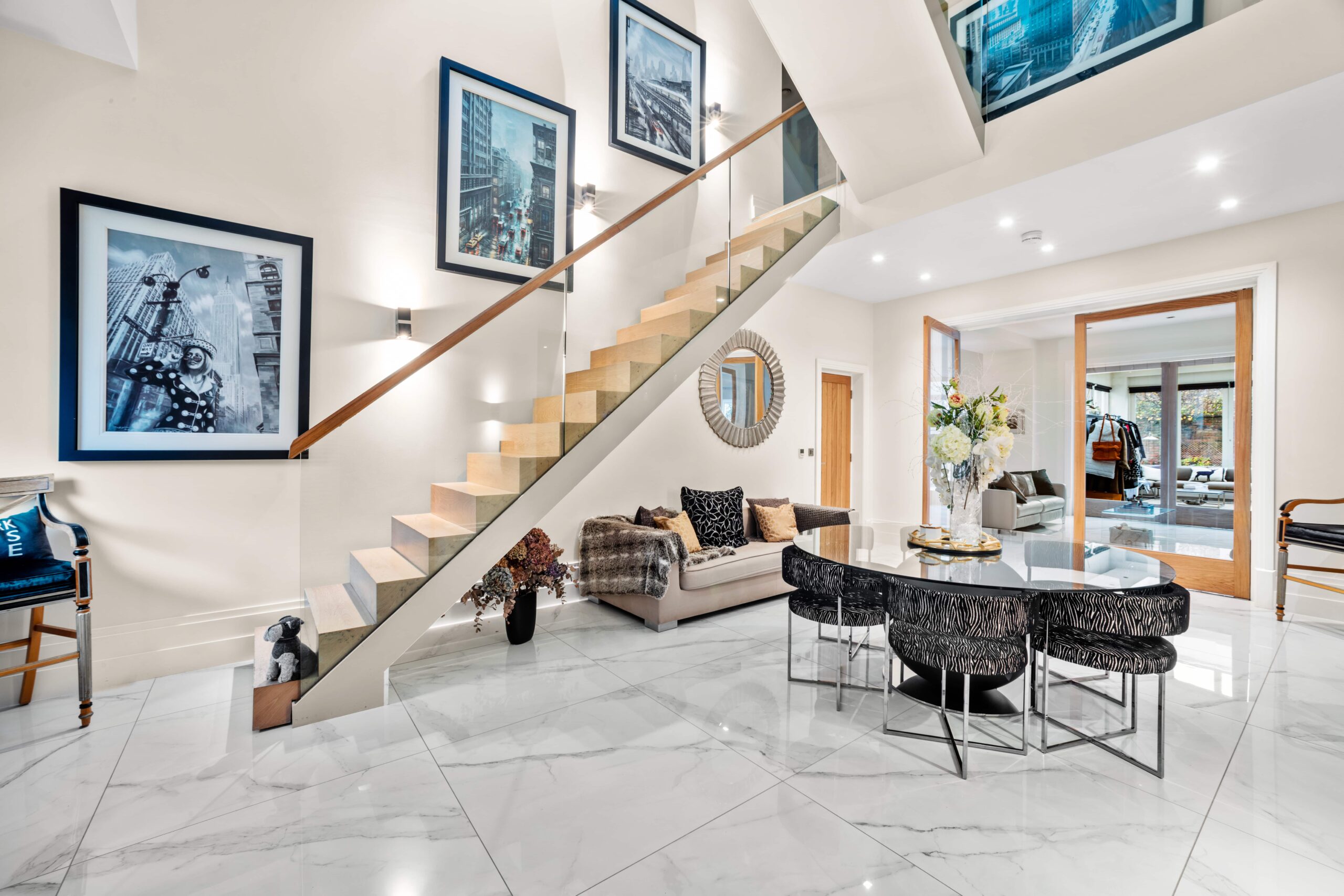 Hovver Unveiled: A Day in the Life of Our Property Photographer - Hovver