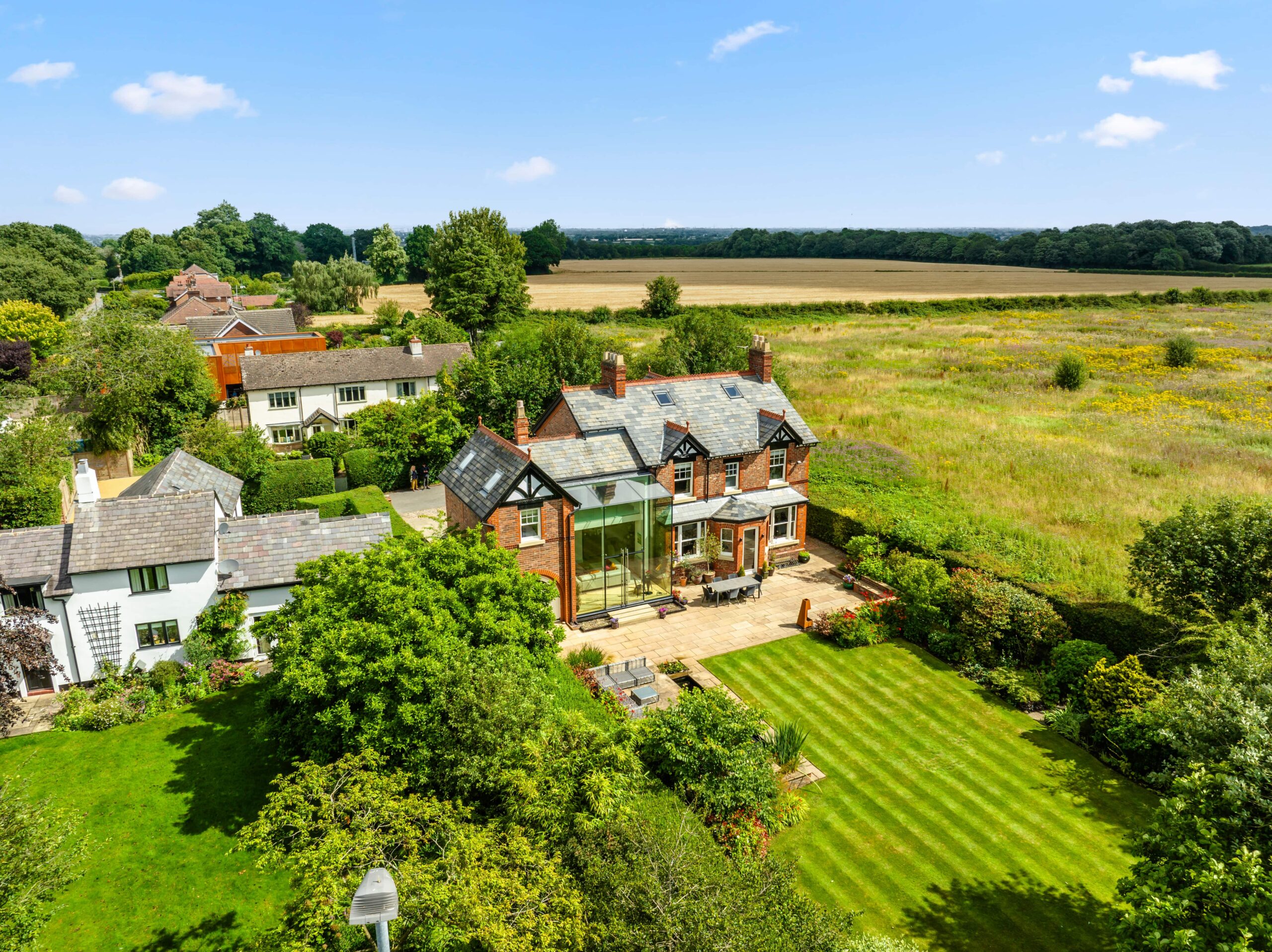 Residential Drone Photography: Legal Insights - Hovver