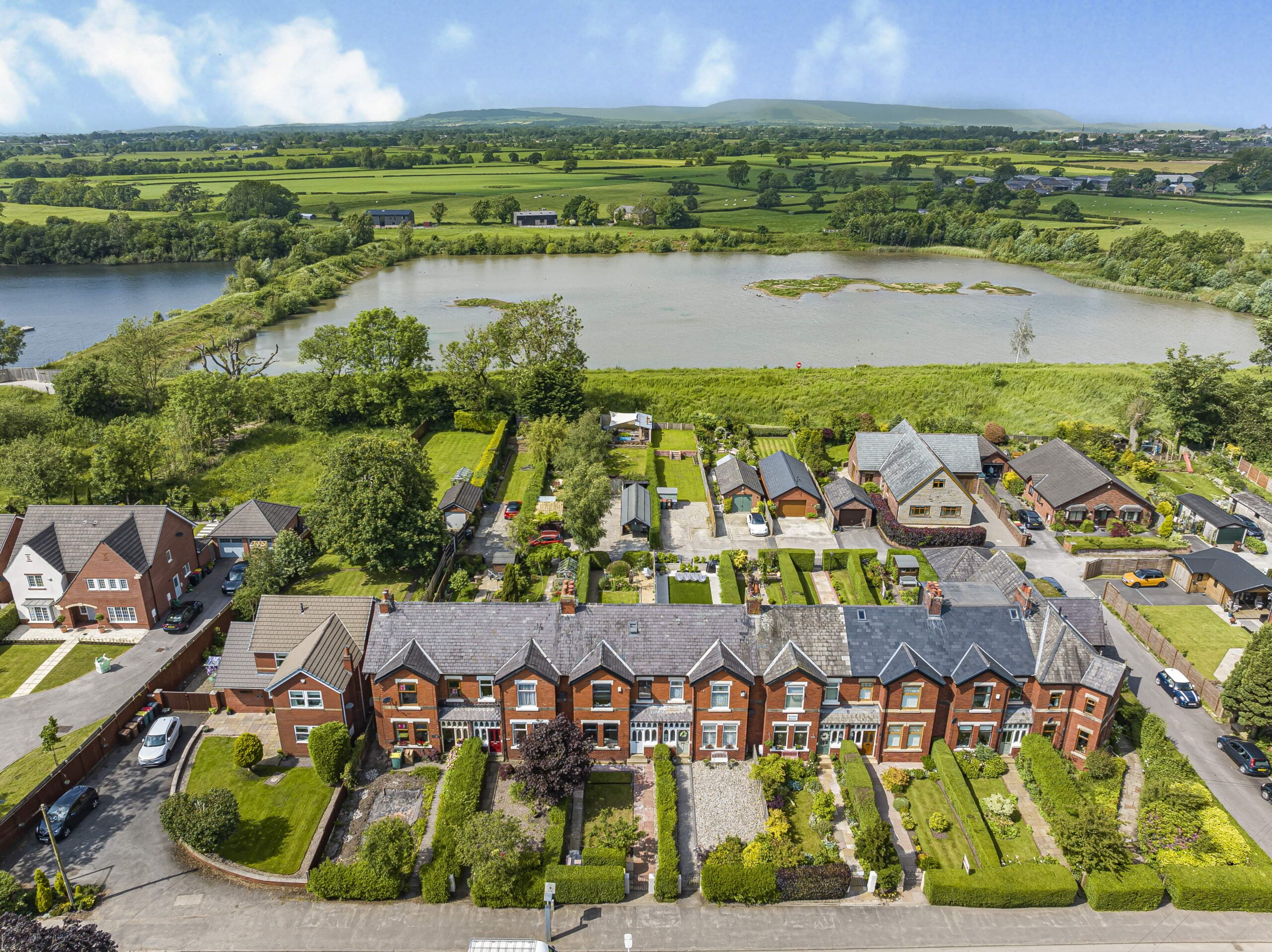 5-Star Success Stories: How Hovver Boosts Property Sales - Hovver